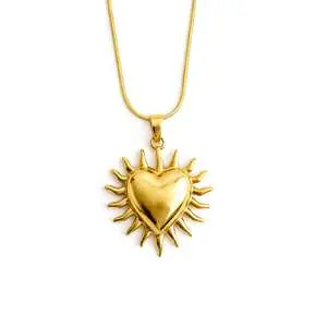 MAISON DE GALA Sun Heart Pendant Necklace - Gold