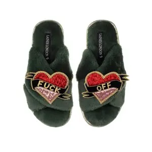 LAINES LONDON Classic Faux Fur Slippers With Heart Brooch - Green