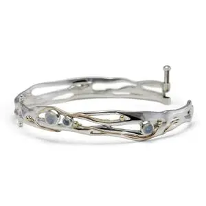 ISLA SILVER White / Silver Handmade Sterling Silver Moonstone Bangle - White/silver