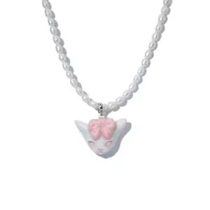H2 STUDIO Angry Puss Bowtie Freshwater Pearl Necklace Pink