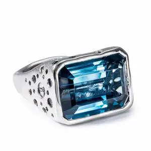 GERMAN KABIRSKI Huron Singular Edition White Rhodium Plated Silver Ring With Blue Topaz