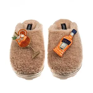 LAINES LONDON Teddy Closed Toe Slippers With Summer Spritzer Brooches - Brown