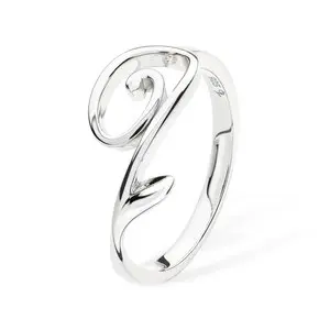 LUCY QUARTERMAINE Solid Sterling Q Ring - Silver