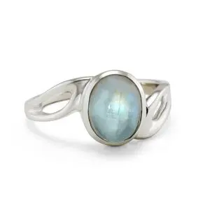 ISLA SILVER Neutrals / Sterling Rainbow Moonstone Wave Ring - Silver