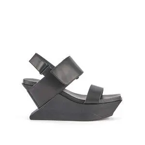United Nude Delta Wedge Sandal - Black