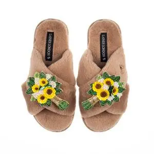 LAINES LONDON Classic Faux Fur Slippers With Embellished Bouquet Brooches - Brown