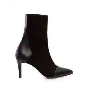 THE 5TH ELEMENT Noire Stretch Leather Slim Boots - Black