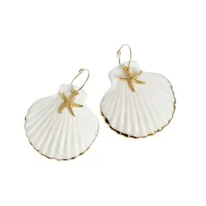POPORCELAIN White / Gold Golden Edge Clam Shell With Starfish Hoop Earrings - White/gold