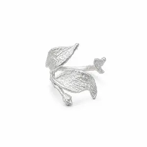 ORMIRO Wind Leaf Sterling Ring - Silver