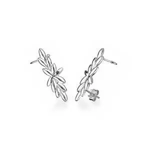 GOLD & HONEY Flower Ear Climber - Silver