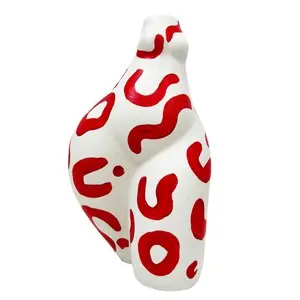 QUILLATTIRE Neutrals Leopard Booty Vase - Red