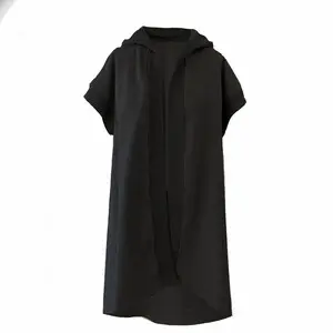 FROCK TALES Moonrise Shrug In With Hood - Black
