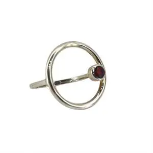 GREYEWOLFE Silver / Red Sterling Silver Orbit Ring With Garnet - Silver/red