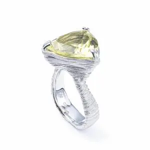 GERMAN KABIRSKI Anhur Silver Ring With Trillion Cut Lemon Quartz - Silver/yellow