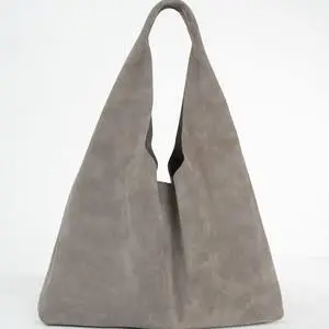 Hamel Atelier Shoulder Bags