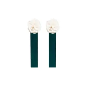 NUR KARAATA Versailles Rose Gloves - Green