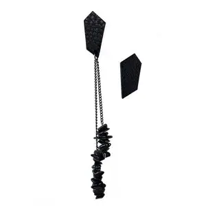 WAIWAI Hematite Mismatched Stud Earrings - Black