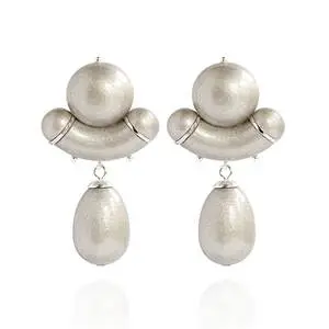 SAULE LABEL Aria Earrings In Platinum Glow - Silver