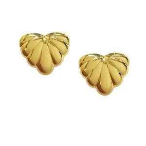MAISON DE GALA Fan Shell Stud Earrings - Gold