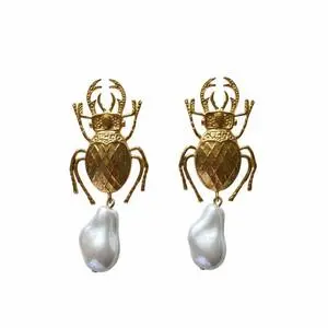 SILVER & ELEGANT The Beetle & Baroque Pearl Earrings - Gold