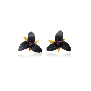 MILOU JEWELRY Lily Flower Earrings - Grey
