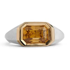 KASUN LONDON Signet Ring & Gold Natural Peach Zircon - Silver