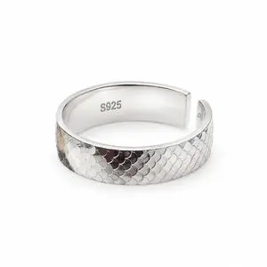 ORMIRO Mermaid Band Sterling Ring - Silver