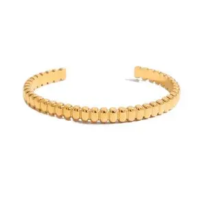 ELK & BLOOM Chunky Beaded Ribbed Band 14k Bangle - Gold