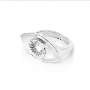KASUN LONDON I On You' Mother Of Pearl Ring - Silver