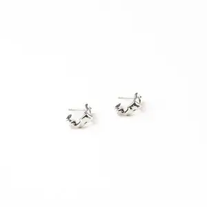 SARAHBIJOUX Small Ribbon Hoops - Silver