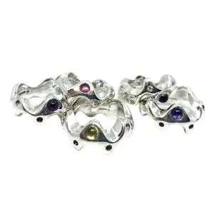 TG-JEWELLERY BY TAMARA GERVASIO Red / Silver Sea Slug Ring – Sterling Silver With Cabochon Garnet - Red/silver