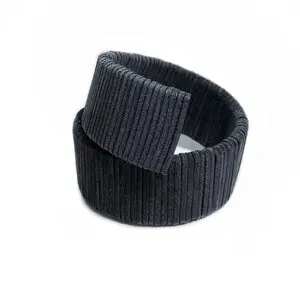 WAIWAI Ribbed Cuff Bracelet - Black