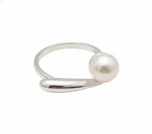 ANGEL BAROCCO Adjustable Cross-design Freshwater Pearl Ring - Silver