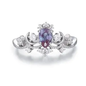 AZURA JEWELRY NEW YORK Pear-shaped Alexandrite And White Topaz Ring In White Gold Vermeil - Silver
