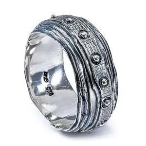 GERMAN KABIRSKI Flu Oxidized Thin Ring With Layered Texture And Rivet Details - Silver