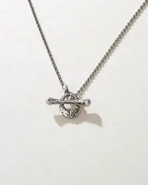 ISKRA Tiny Clasp Necklace - Silver
