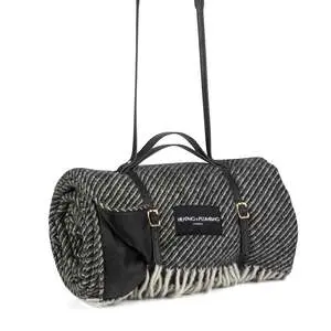 HEATING & PLUMBING LONDON Pure New Wool Picnic Blanket The Members' Club Long Leather Strap - Black