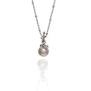 KASUN LONDON Ivory Pearl Pendant - Silver