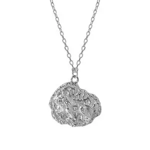 AARIA LONDON Mini Lioness Necklace - Silver