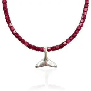THE PHEIA Plum Beaded Whale Tail Necklace - Silver