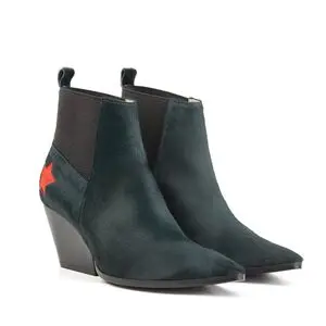 ROSAMUND MUIR LONDON Felixa Dark Calf Hair With Red Star Ankle Boots - Green