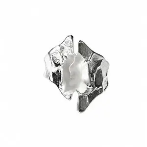 ORMIRO Glacier Chunky & Clear Quartz Ring - Silver