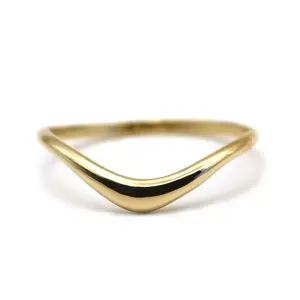 VICSTONENYC FINE JEWELRY Luna Flow Band – The Whisper Of A En Moon - Gold
