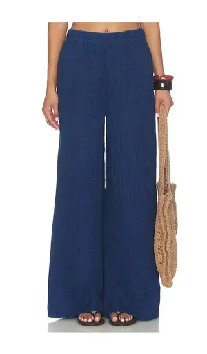 Steve Madden Knee Length Pants For Women