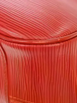 LOUIS VUITTON 2006 Pm Passy Epi-leather Tote Bag - Red