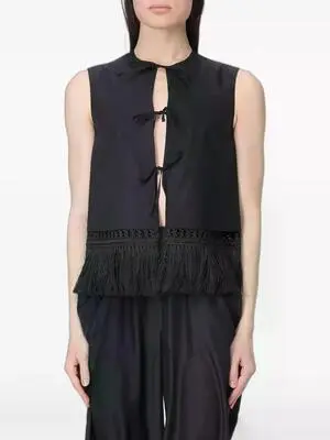 VESTS