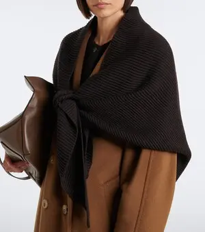 Max Mara Virgin Wool Shawl