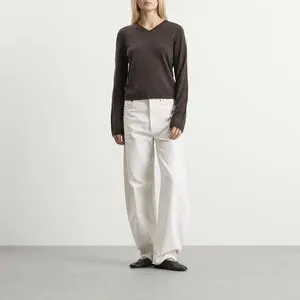 ST. AGNI Fine Merino V-neck Sweater - Mulch