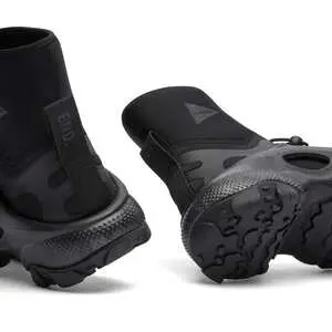 CROCS End. X And Wander X Trailbreak