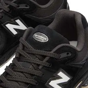 NEW BALANCE 2002r Sneaker